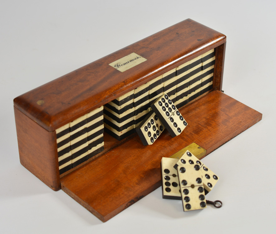 REF1683 Fine Double nine Dominoes Set Antique Chess Shop REF1683 Fine Double nine Dominoes Set Antique Chess Shop