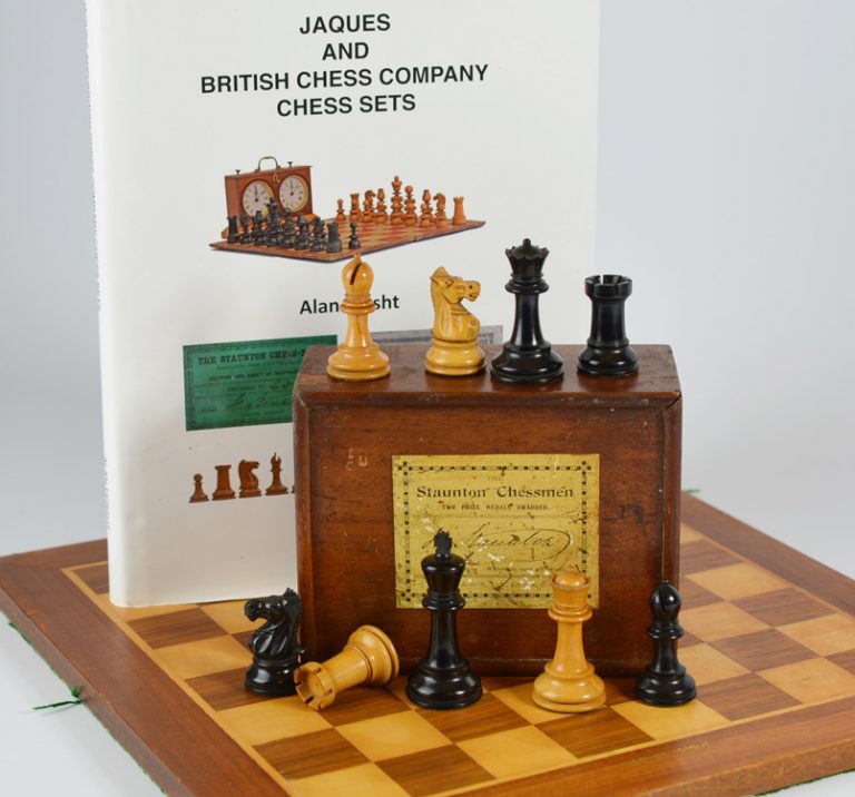 REF1641 Jaques Staunton, box & Jaques board. - Antique Chess Shop